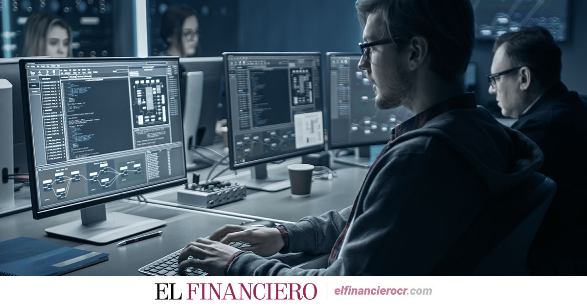 Telecable con moderno Centro de Control de Red para empresas