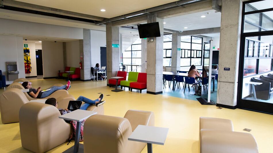 Una biblioteca sin libros físicos es la nueva apuesta del TEC - El ...