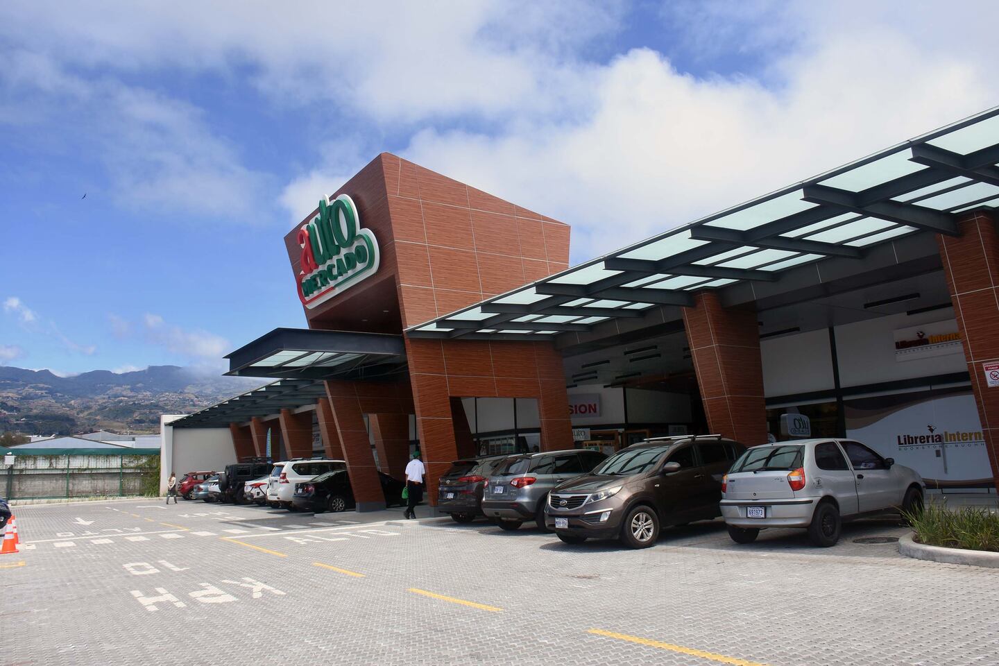 Auto Mercado abrirá dos locales en 2024 y Vindi espera inaugurar cuatro ...