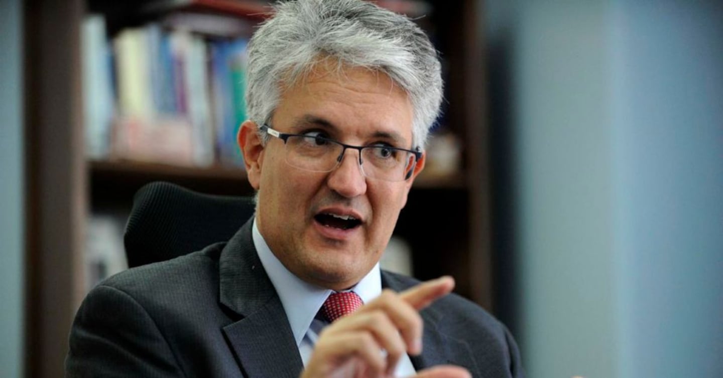 ¿Qué pasa entre el INS y Sugese? Superintendencia defiende sus ...