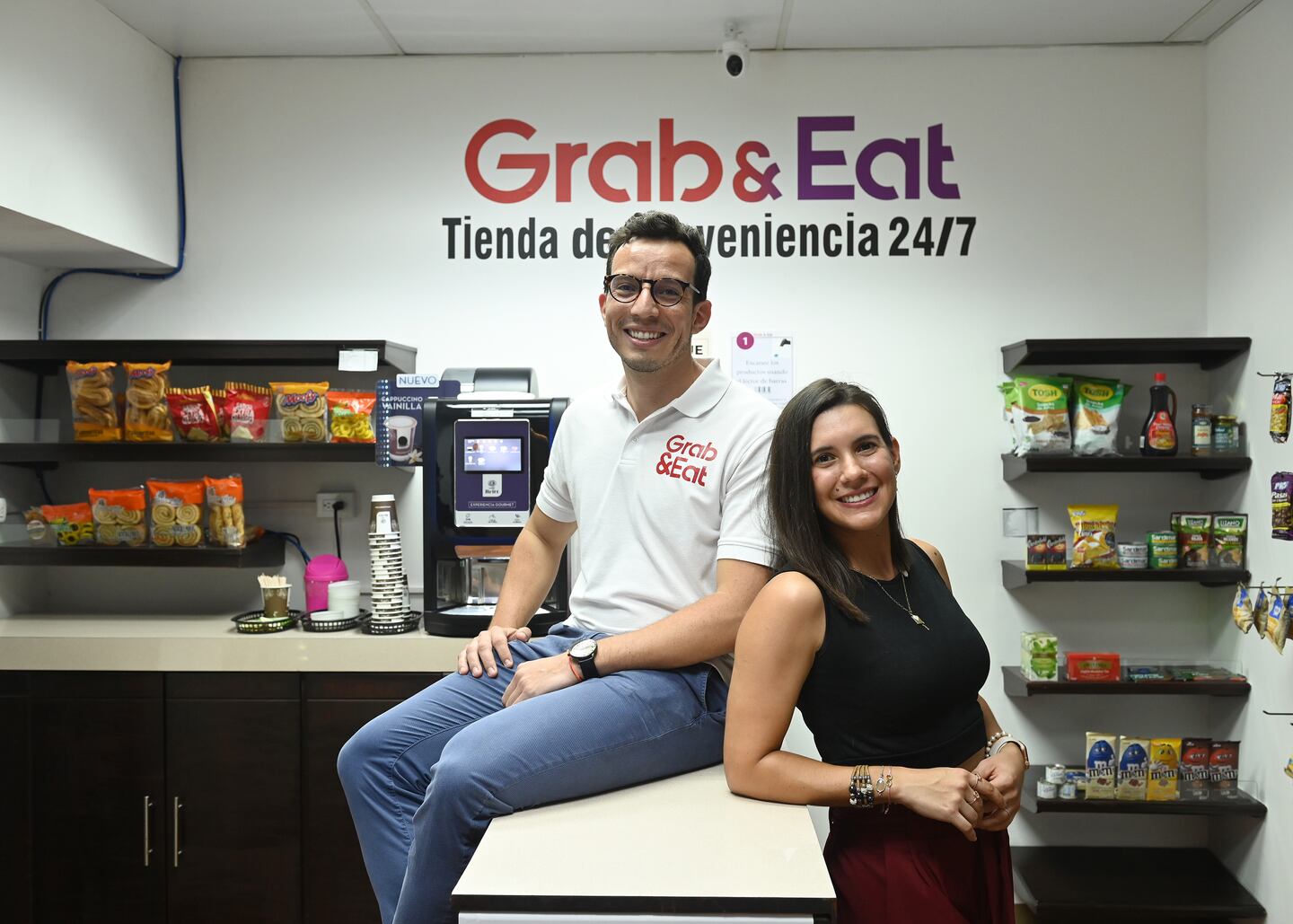 Grab & Eat: la tienda automatizada, como la de Amazon, que tiene tres ...